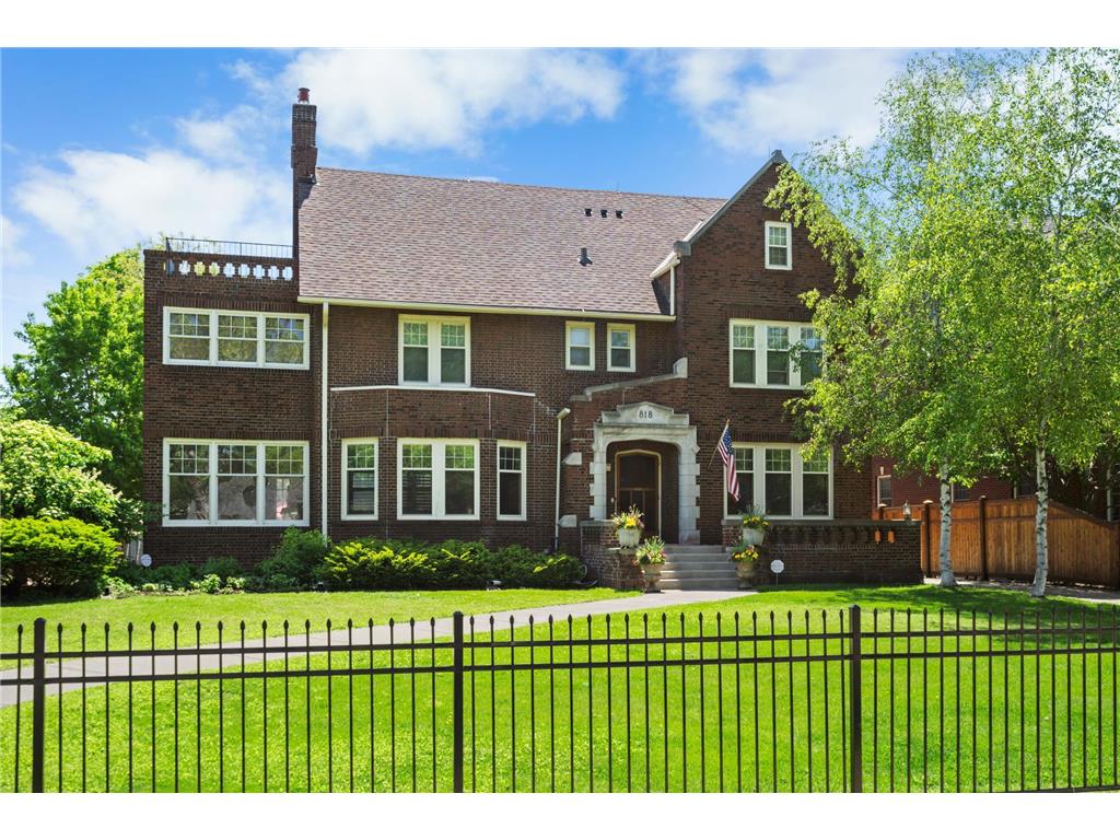 818 Summit Avenue, Saint Paul, MN, 55105 | MLS: 6731516 | Edina Realty