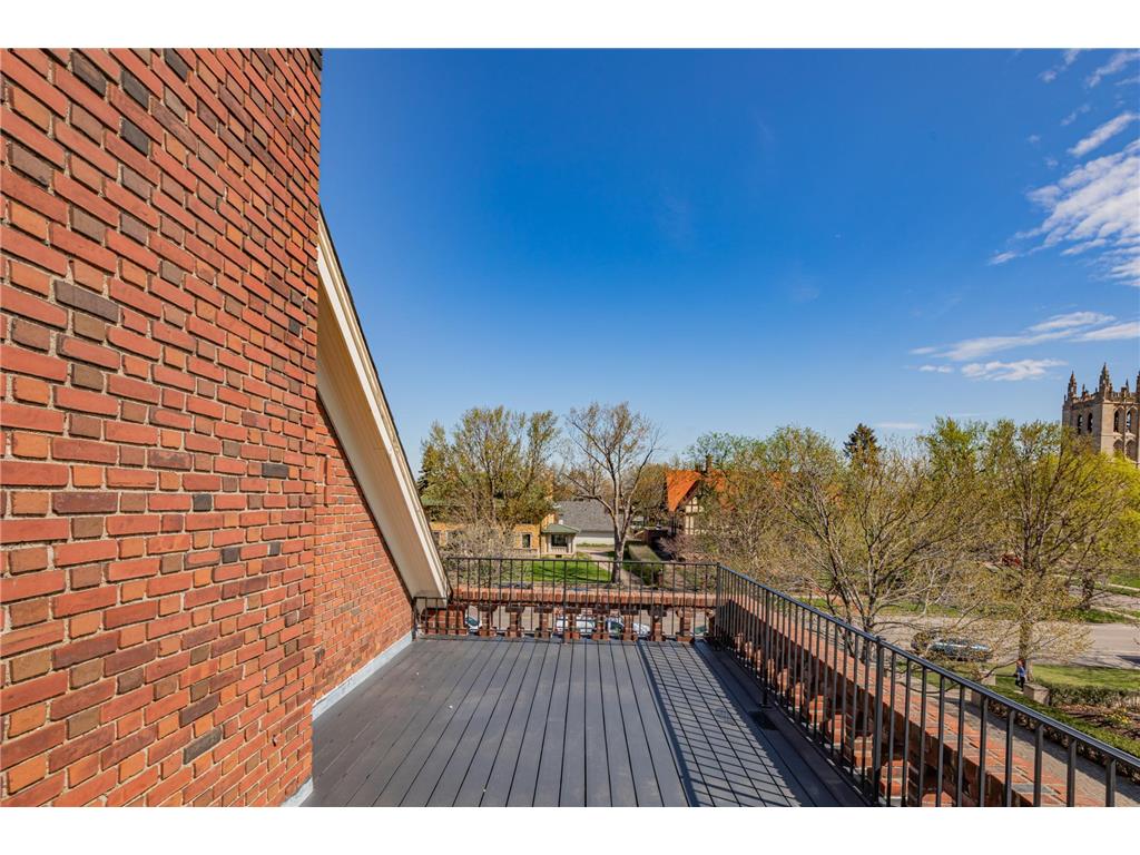 818 Summit Avenue, Saint Paul, MN, 55105 | MLS: 6731516 | Edina Realty