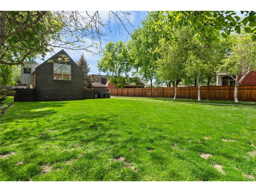 818 Summit Avenue, Saint Paul, MN, 55105 | MLS: 6731516 | Edina Realty