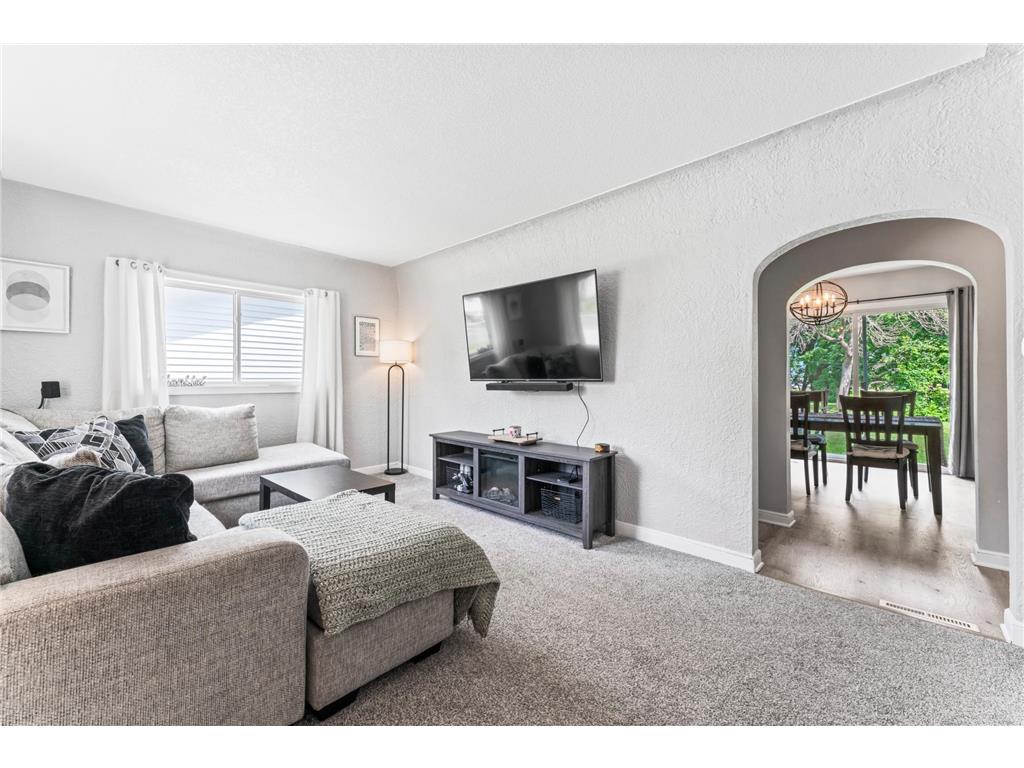 820 1st Street NE, Dodge Center, MN, 55927 | MLS: 6748241 | Edina Realty