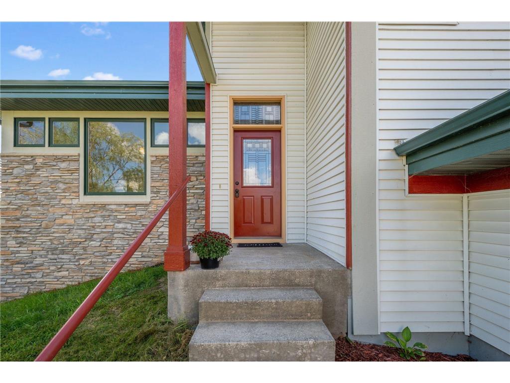 820 Superior Drive, Northfield, MN, 55057 | MLS: 6775149 | Edina Realty