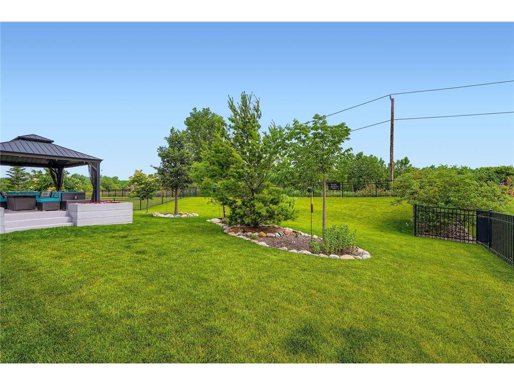 821 June Avenue N, Lake Elmo, MN, 55042 | MLS: 6630866 | Edina Realty