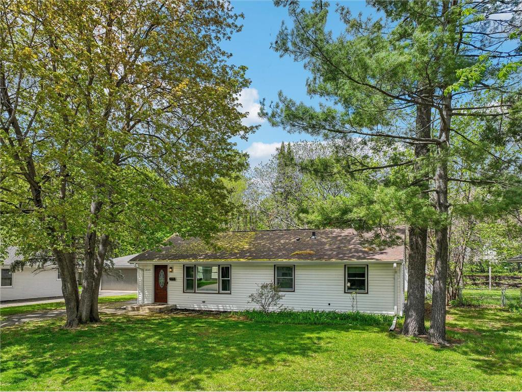 8220 5th Avenue S, Bloomington, MN, 55420 | MLS: 6547383 | Edina Realty