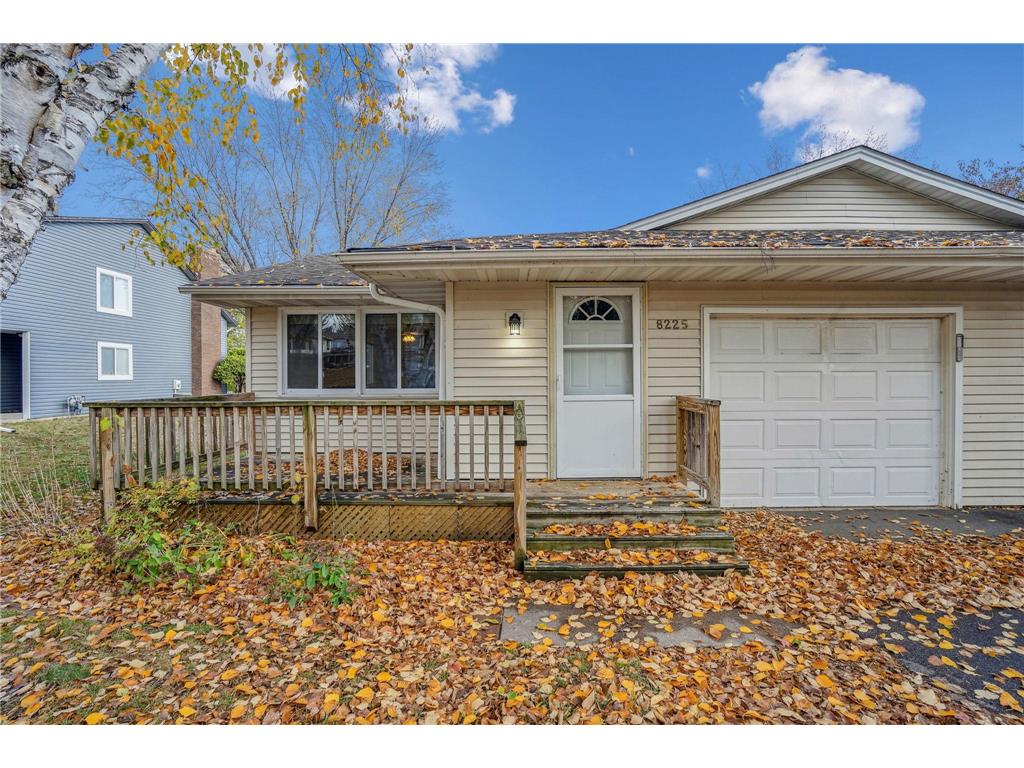8225 Tamarack Trail, Eden Prairie, MN, 55347 | MLS: 6628181 | Edina Realty