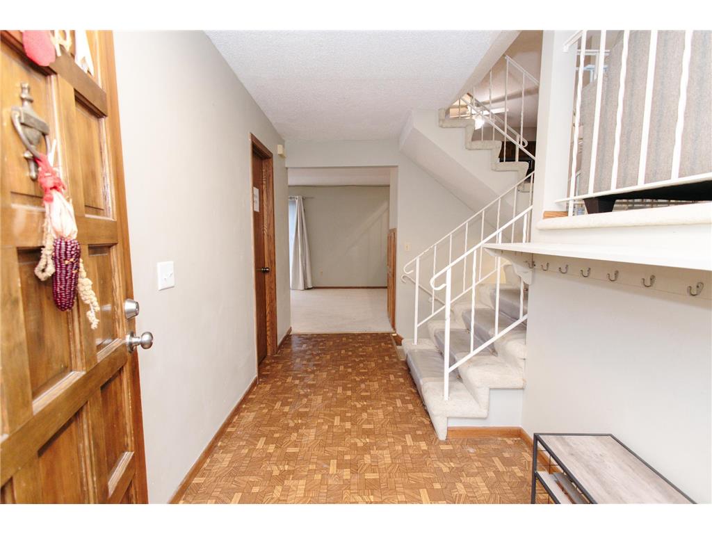 8232 Morgan Avenue N, Brooklyn Park, MN, 55444 | MLS: 6770150 | Edina ...