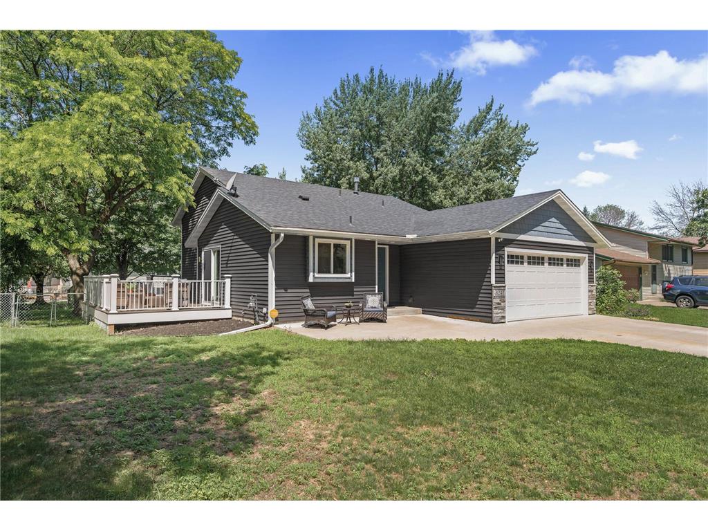 8241 Morgan Avenue N, Brooklyn Park, MN, 55444 | MLS: 6741719 | Edina ...