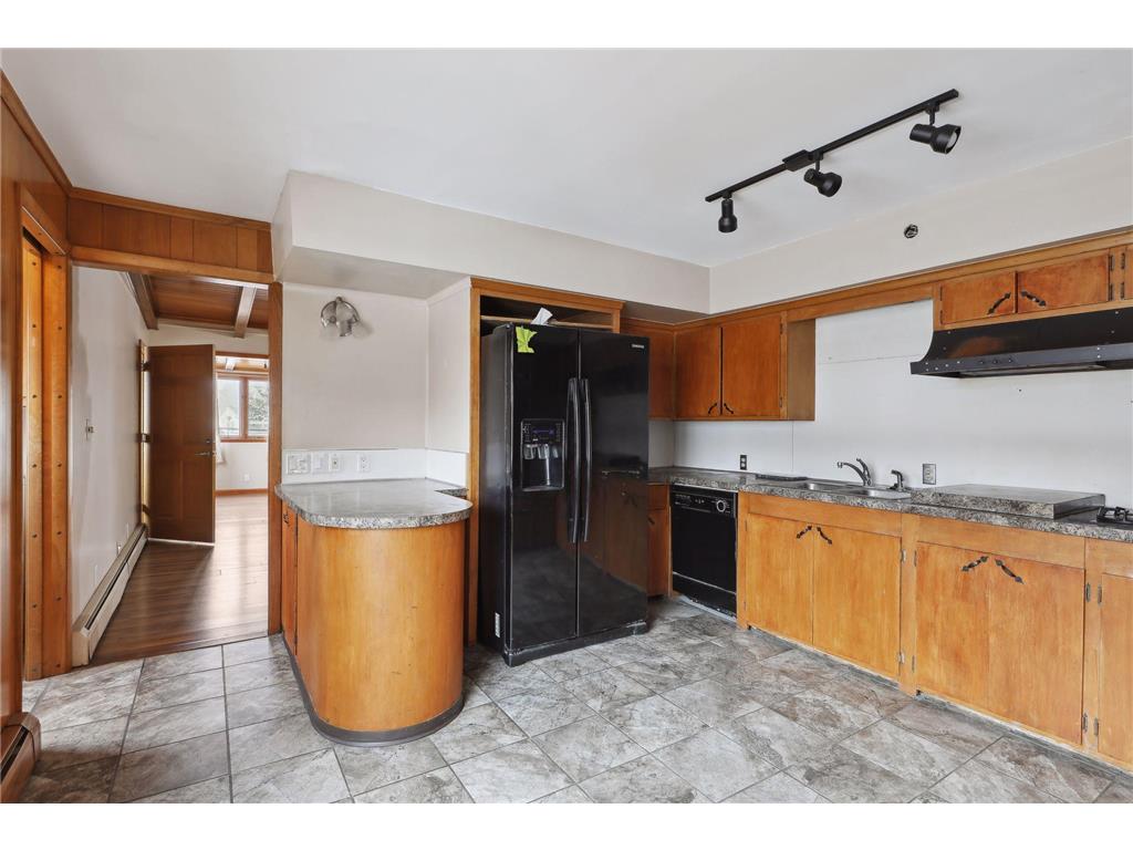 826 Como Avenue, Saint Paul, MN, 55103 | MLS: 6546148 | Edina Realty