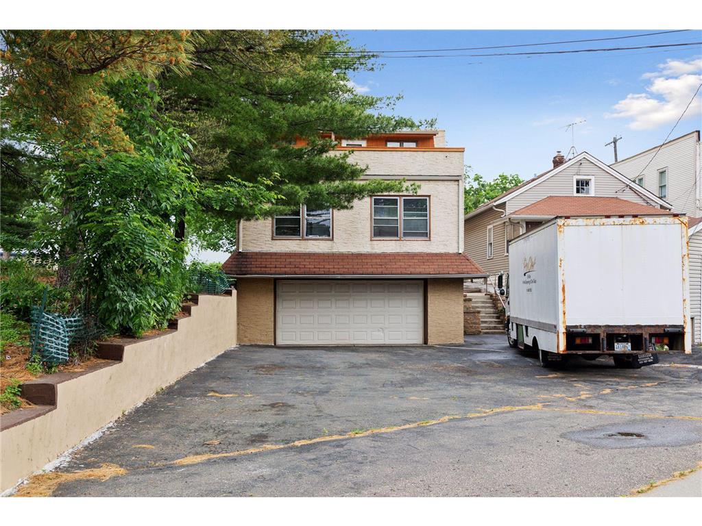 826 Como Avenue, Saint Paul, MN, 55103 | MLS: 6546148 | Edina Realty