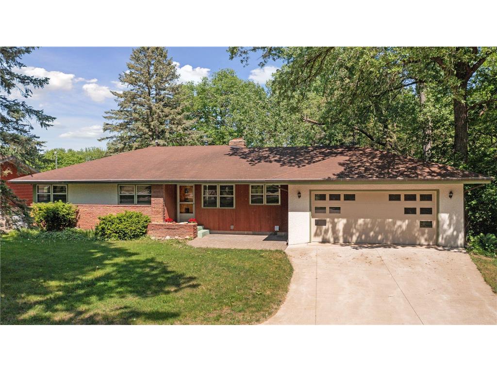 8408 Riverview Lane, Brooklyn Park, MN, 55444 | MLS: 6377547 | Edina Realty