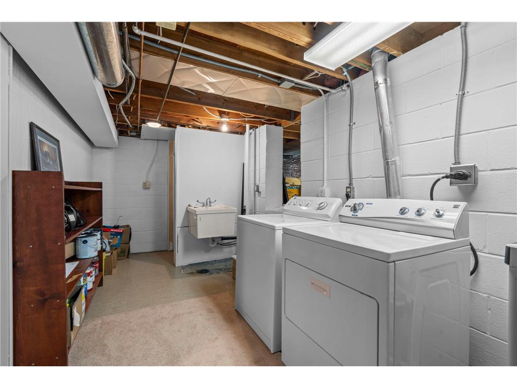 8425 Kell Avenue S, Bloomington, MN, 55437 | MLS: 7027829 | Edina Realty