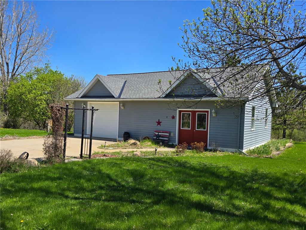 8431 County 17 Boulevard, Cannon Falls, MN, 55009 | MLS: 6724710 | Edina Realty