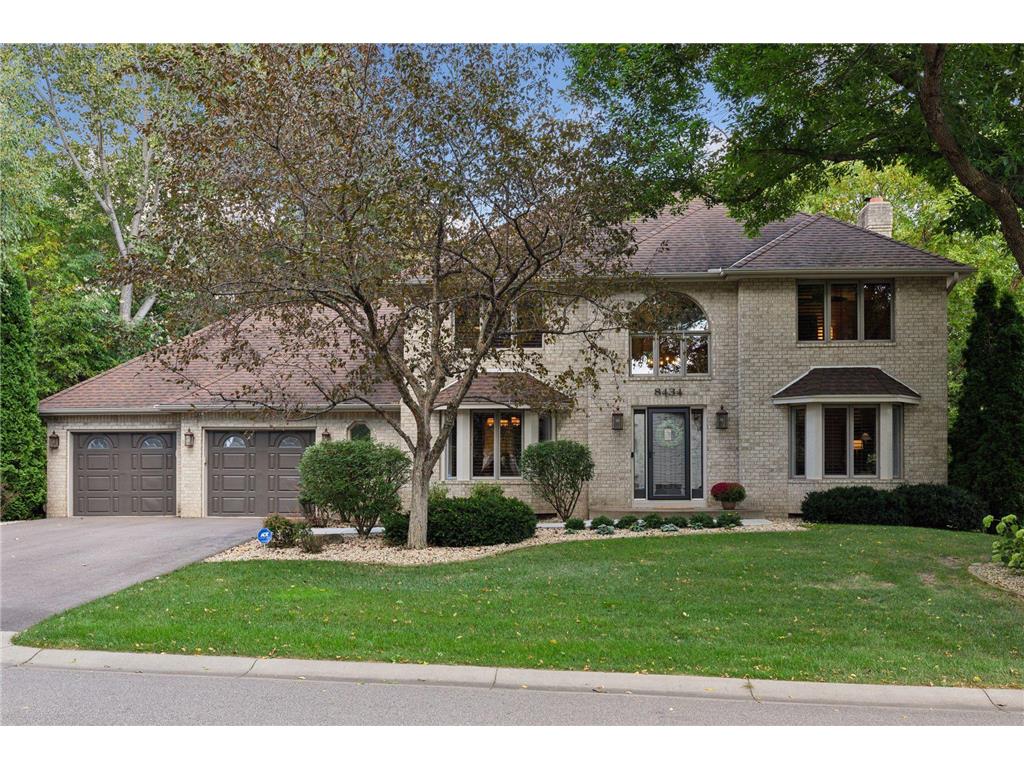 8434 Zanzibar Lane N, Maple Grove, MN, 55311 | MLS: 6597151 | Edina Realty