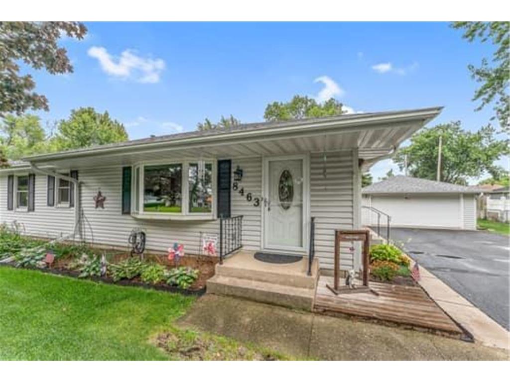 8463 Grange Boulevard, Cottage Grove, MN, 55016 | MLS: 6739921 | Edina ...
