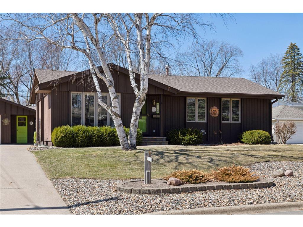 8468 Little Road, Bloomington, MN, 55437 | MLS: 6685122 | Edina Realty