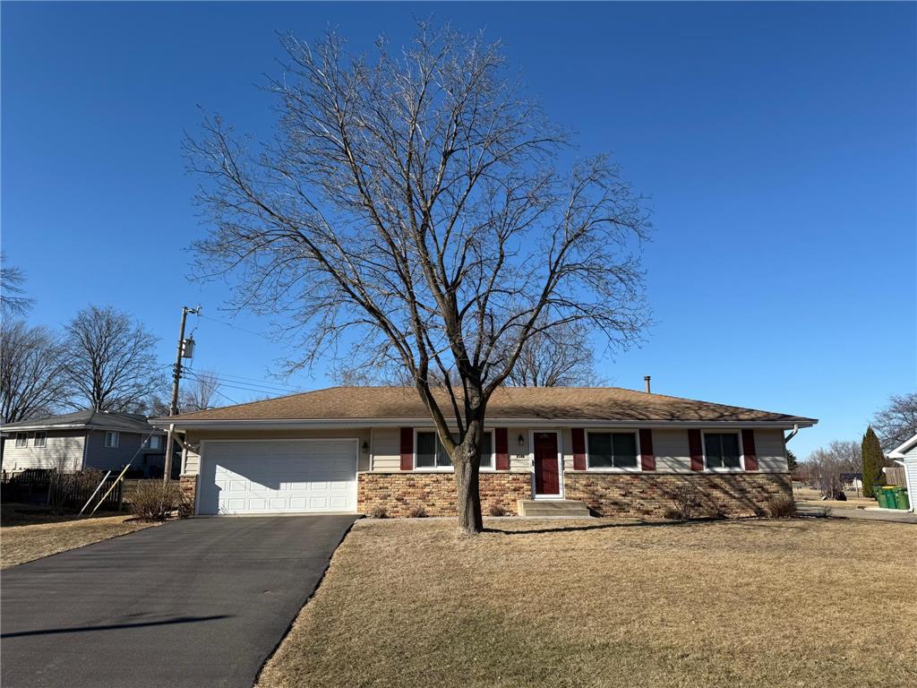 8500 Cherokee Drive N, Brooklyn Park, MN, 55428 | MLS: 6676068 | Edina ...