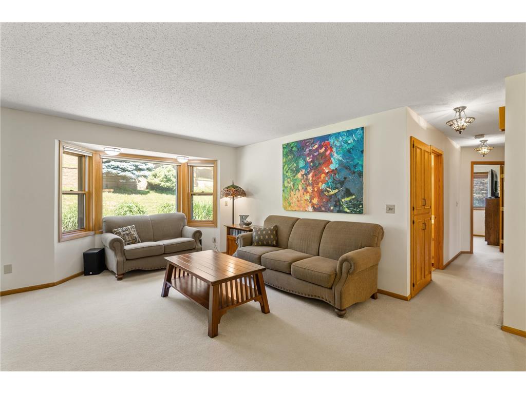 8508 Park Knoll Circle, Bloomington, MN, 55438 | MLS: 6747812 | Edina ...