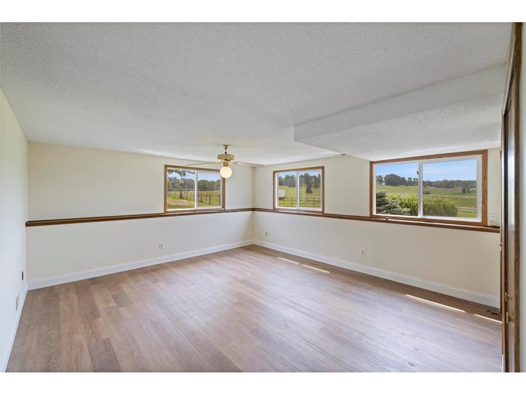 8555 175th Street E, Credit River, MN, 55372 | MLS: 6617318 | Edina Realty