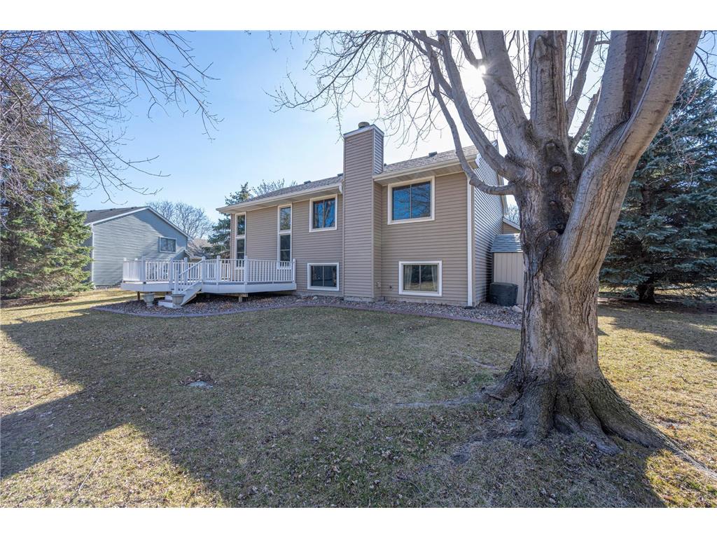 8600 Rosewood Lane N, Maple Grove, MN, 55369 | MLS: 6485797 | Edina Realty