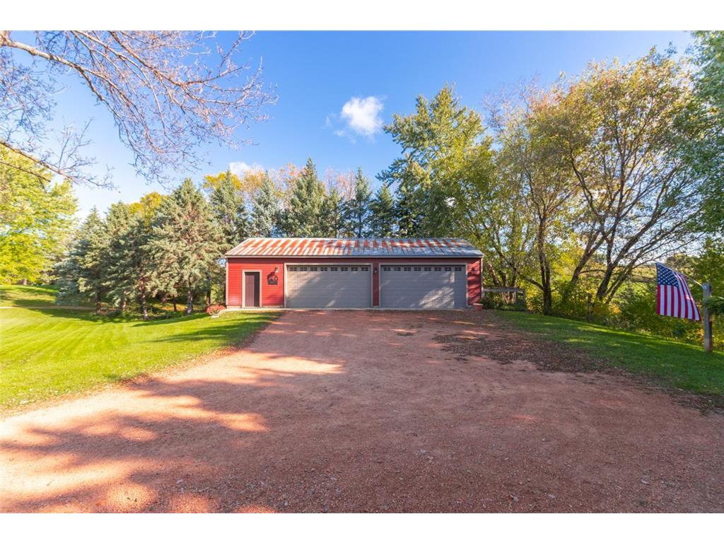 8610 County Road 10, Waconia, MN, 55387 | MLS: 6517797 | Edina Realty