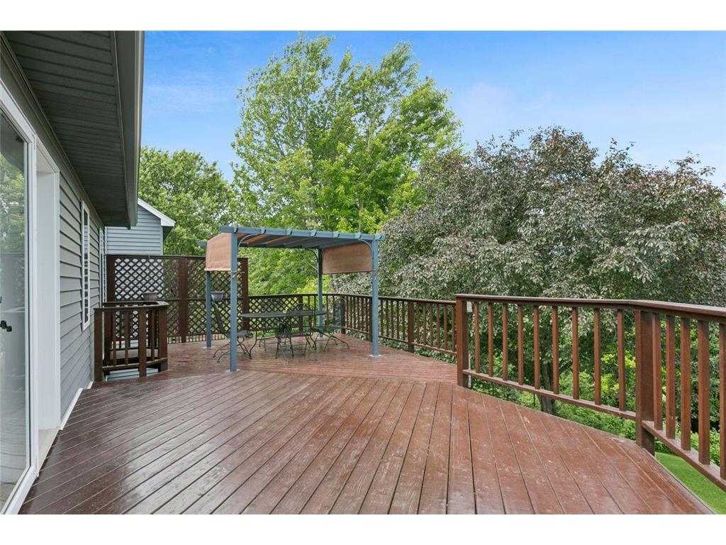 8635 Chanhassen Hills Drive N, Chanhassen, MN, 55317 | MLS: 6741070 ...
