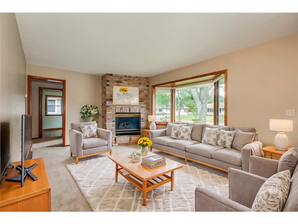 8635 Hadley Avenue S, Cottage Grove, MN, 55016 | MLS: 6619500 | Edina ...