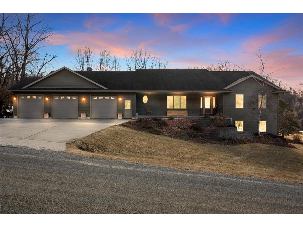 8675 Golfview Drive, Mound Prairie Twp, MN, 55943 | MLS: 6674573 ...
