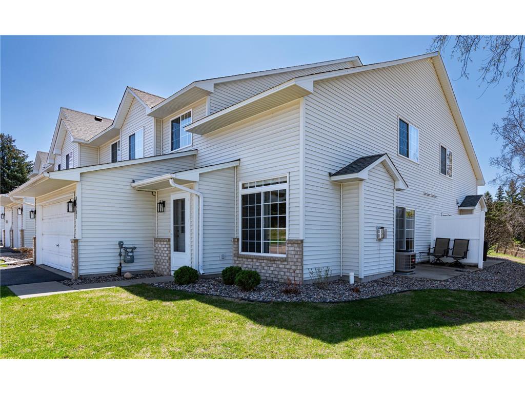 8690 Quarry Ridge Lane #E, Woodbury, MN, 55125 | MLS: 6700370 | Edina ...