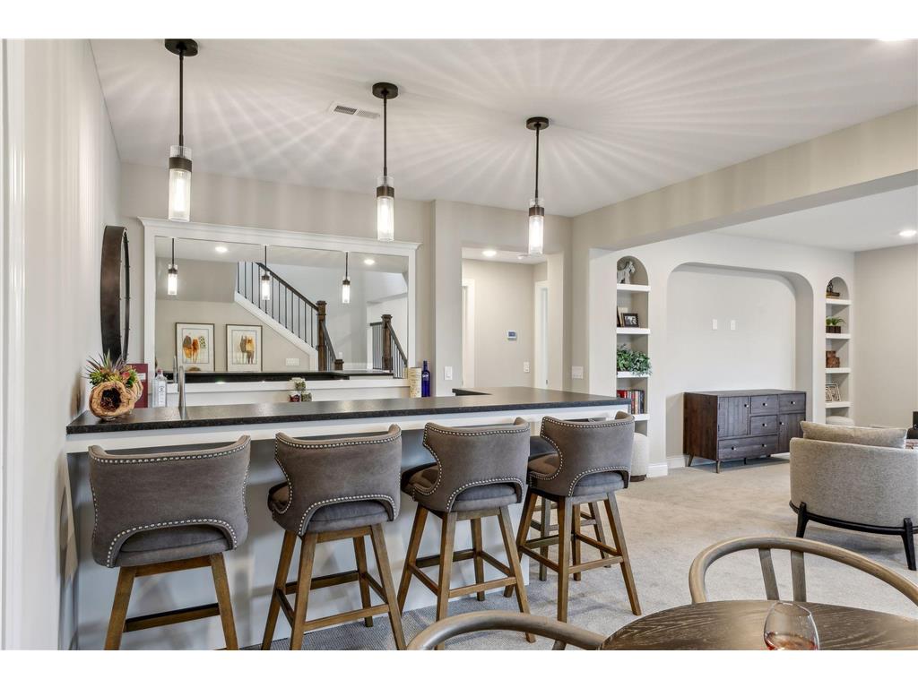 87 Spring Farm Road, North Oaks, MN, 55127 | MLS: 6721999 | Edina Realty