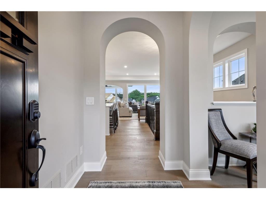 87 Spring Farm Road, North Oaks, MN, 55127 | MLS: 6721999 | Edina Realty