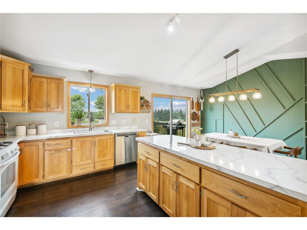 8730 Preserve Boulevard N, Chisago City, MN, 55013 | MLS: 6406231 ...