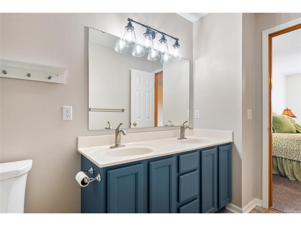 8731 Quarry Ridge Lane #B, Woodbury, MN, 55125 | MLS: 6779333 | Edina ...