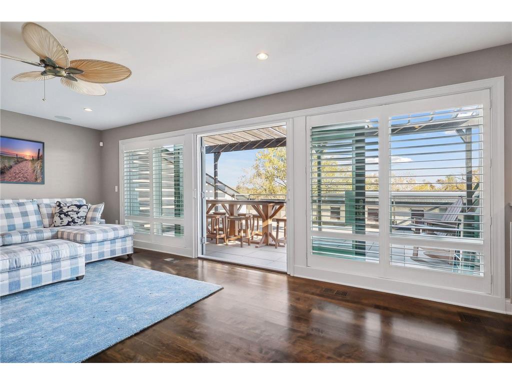 875 Lake Street N #409, Wayzata, MN, 55391 | MLS: 6700064 | Edina Realty