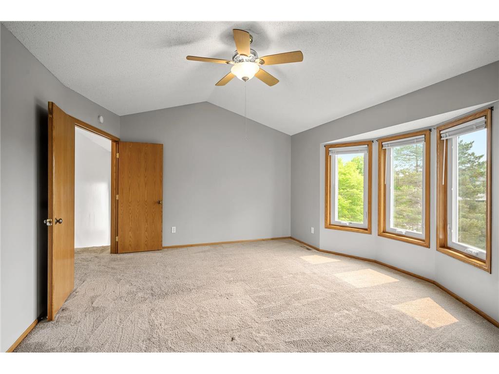8798 Fountain Lane N, Maple Grove, MN, 55311 | MLS: 6751080 | Edina Realty