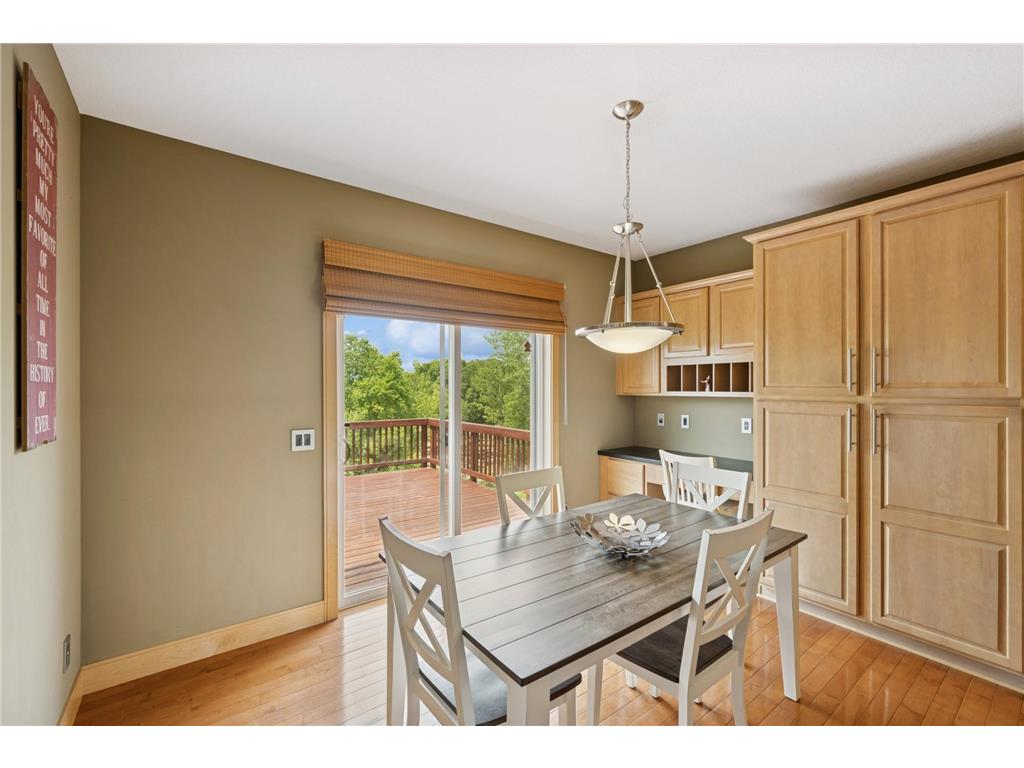 880 Drew Drive, Woodbury, MN, 55129 | MLS: 6787988 | Edina Realty