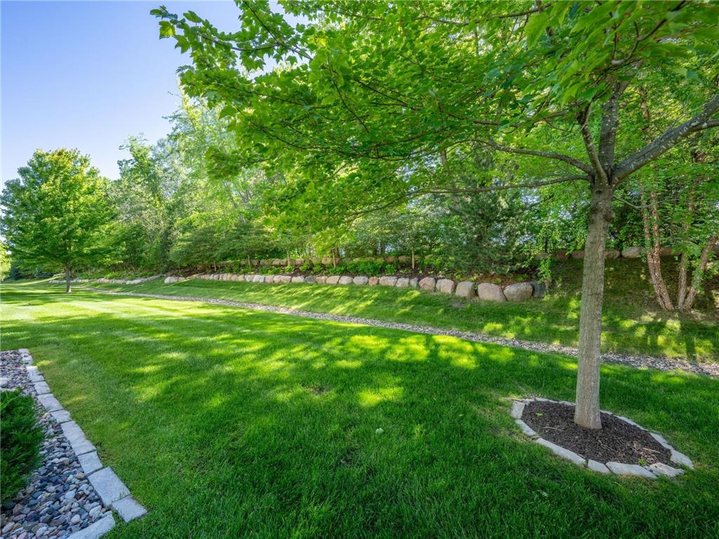 8807 Lake Riley Drive, Chanhassen, MN, 55317 | MLS: 6500396 | Edina Realty