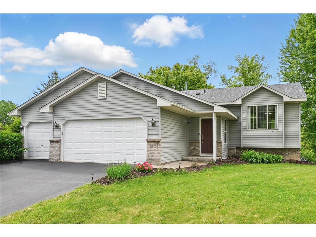 8819 Aspen Road, Saint Bonifacius, MN, 55375 | MLS: 6723262 | Edina Realty