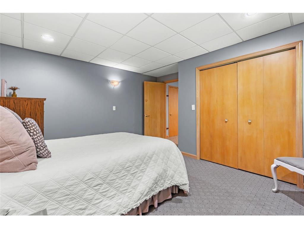 8855 Sylvan Ridge, Eden Prairie, MN, 55347 | MLS: 6757478 | Edina Realty