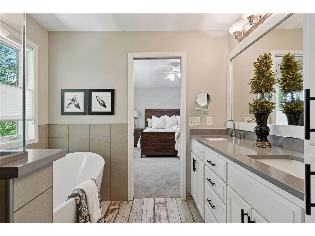 8871 Deer Run Drive, Victoria, MN, 55386 | MLS: 6717099 | Edina Realty