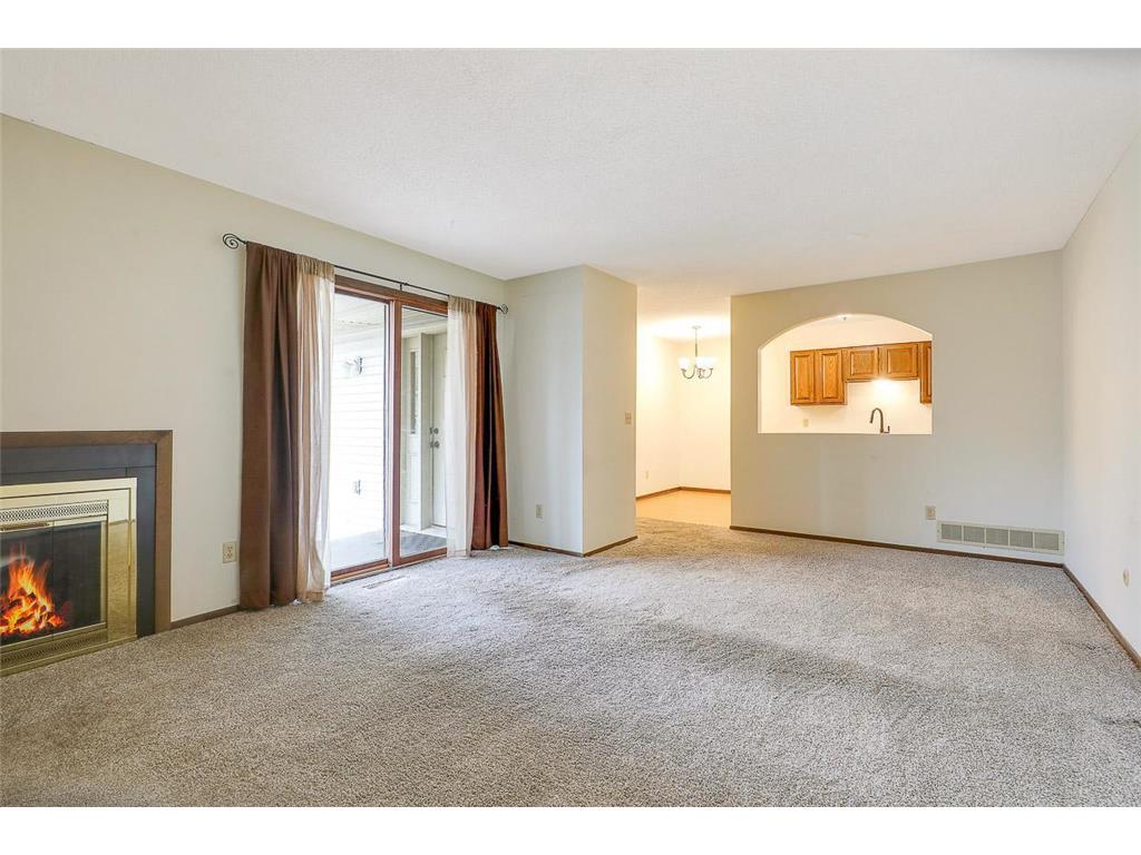 889 Monterey Drive, Shoreview, MN, 55126 | MLS: 6547300 | Edina Realty