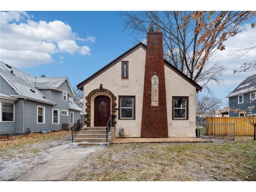 890 22nd Avenue SE, Minneapolis, MN, 55414 | MLS: 6465500 | Edina Realty