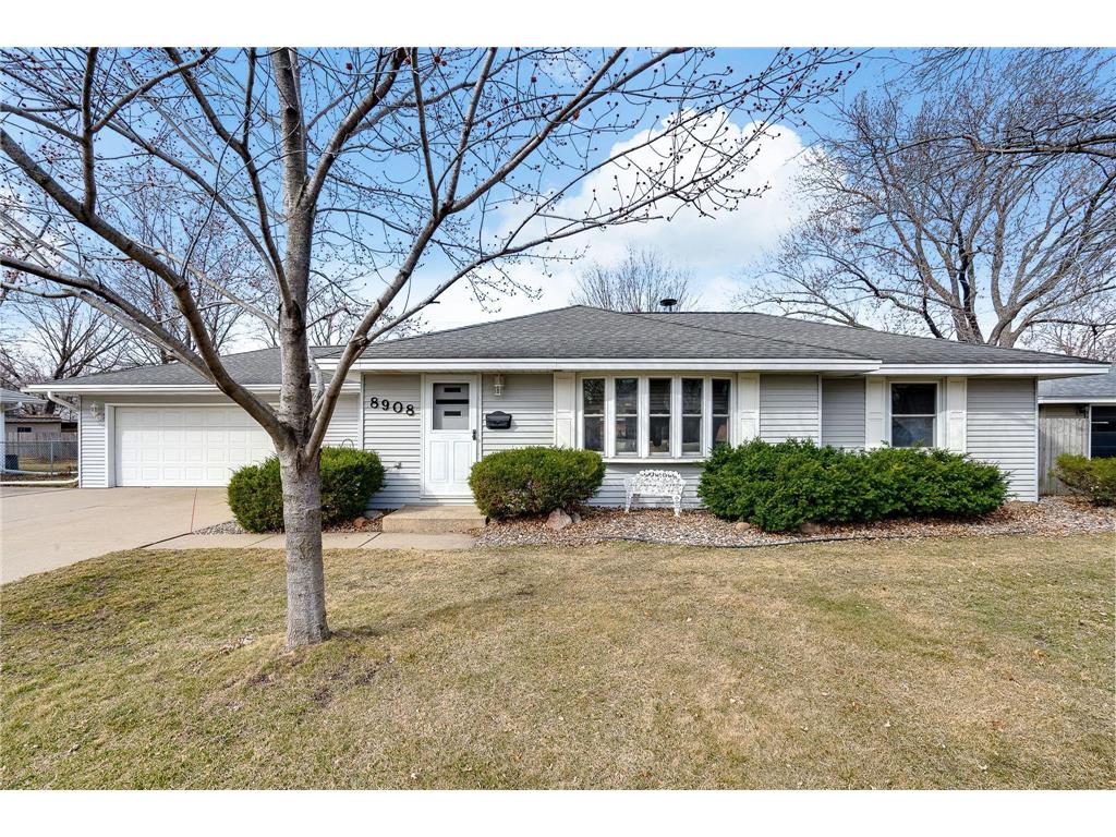 8908 Chicago Avenue S, Bloomington, MN, 55420 | MLS: 6540027 | Edina Realty