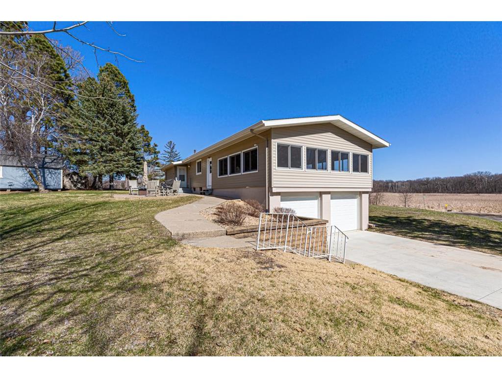 8992 Shields Lake Path, Faribault, MN, 55021 | MLS: 6699079 | Edina Realty