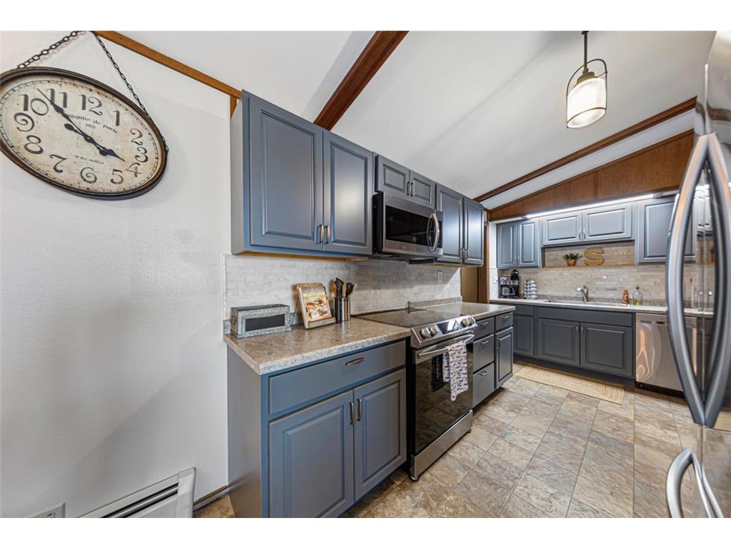 8992 Shields Lake Path, Faribault, MN, 55021 | MLS: 6745093 | Edina Realty