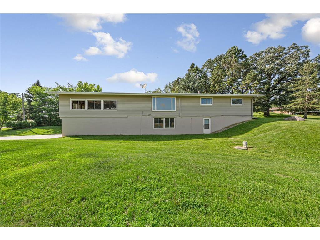 8992 Shields Lake Path, Faribault, MN, 55021 | MLS: 6745093 | Edina Realty