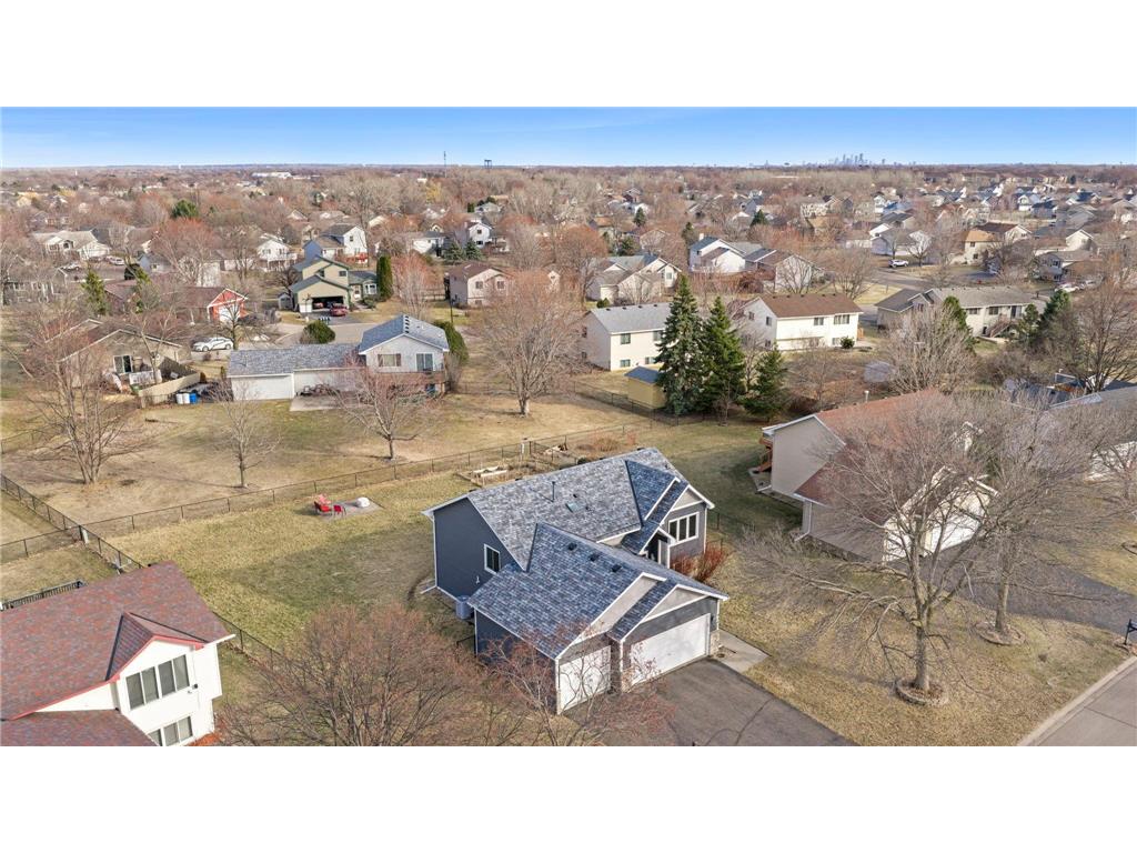 9042 Kentucky Avenue N, Brooklyn Park, MN, 55445 | MLS: 7025754 | Edina ...