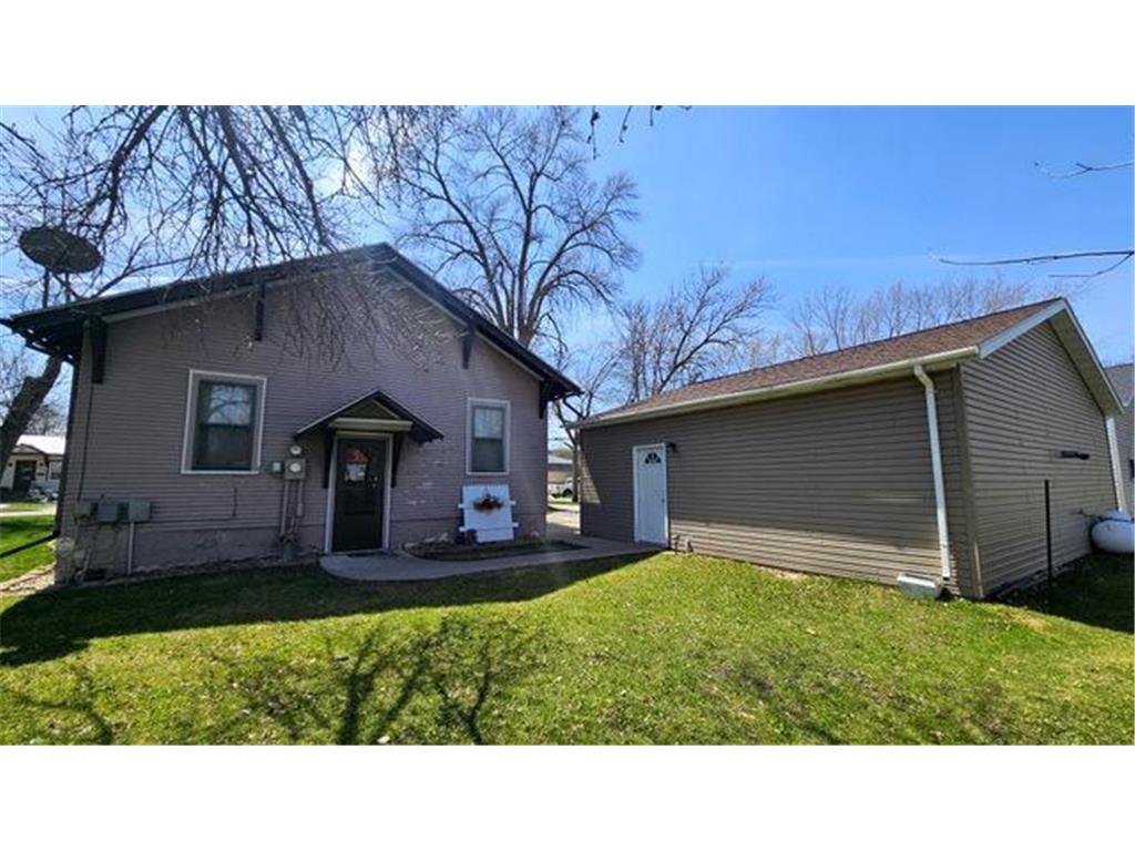 906 2nd Avenue N, Wheaton, MN, 56296 | MLS: 6526816 | Edina Realty