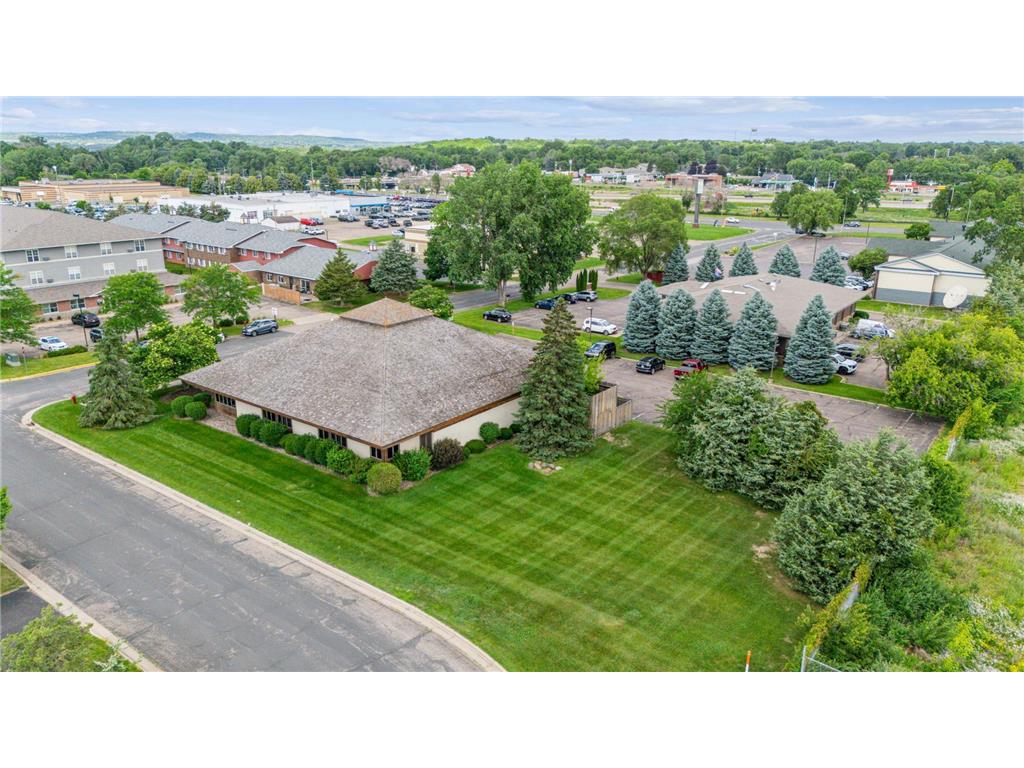 906 Dominion Drive, Hudson, WI, 54016 | MLS: 6735858 | Edina Realty