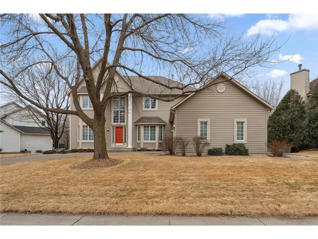 9060 Douglas Drive, Eden Prairie, MN, 55347 | MLS: 6677308 | Edina Realty