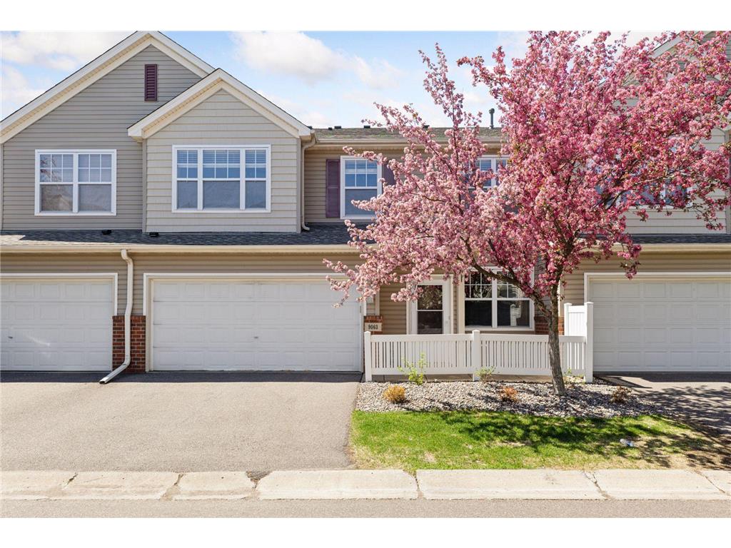 9063 Holly Lane N, Maple Grove, MN, 55311 | MLS: 6705184 | Edina Realty