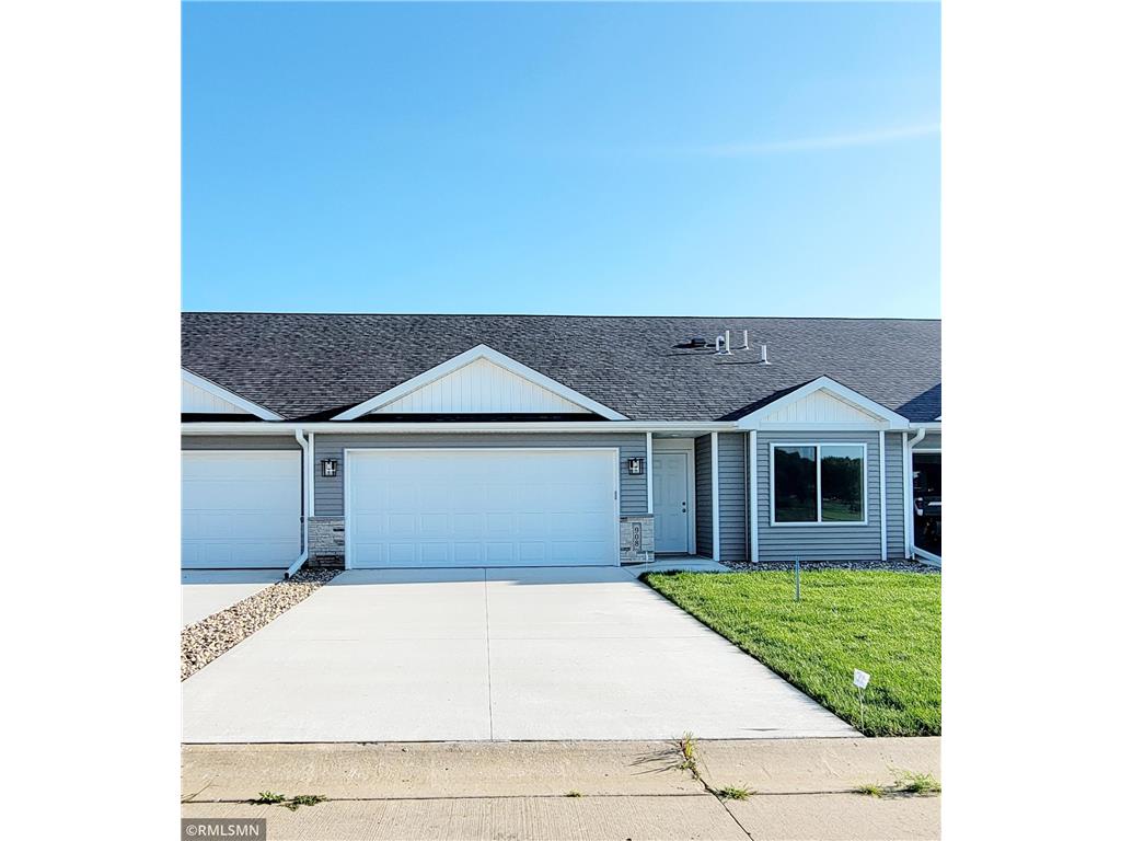 908 Katelyn Circle, Montgomery, MN, 56069 | MLS: 6526488 | Edina Realty